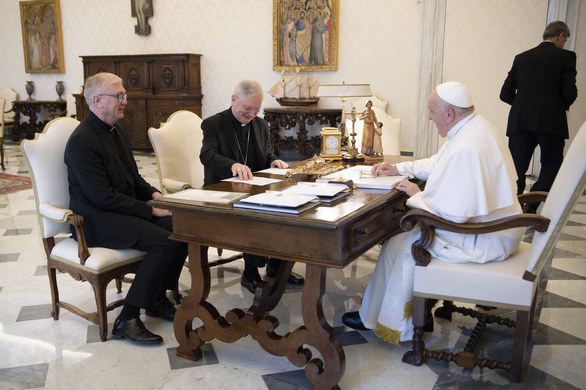 Archbishop Cushley meets Pope Francis in Rome - Archdiocese of Edinburgh